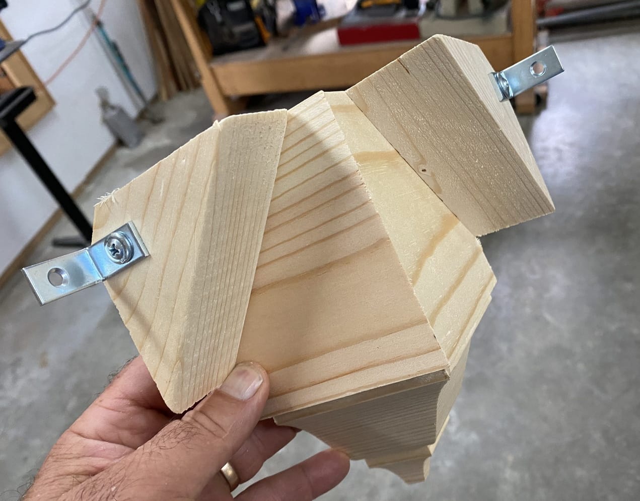 5 crown moulding tips for better, faster results — allthingshome.ca